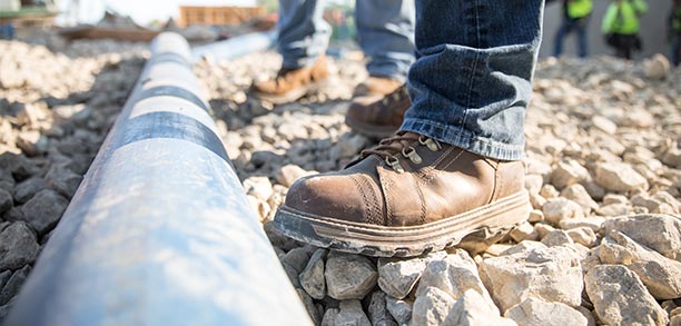 OnlineShoes.com Footwear & Apparel